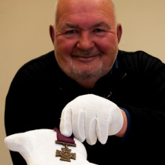 Godson of Victoria Cross Recipient Sees Medal For First Time | York ...
